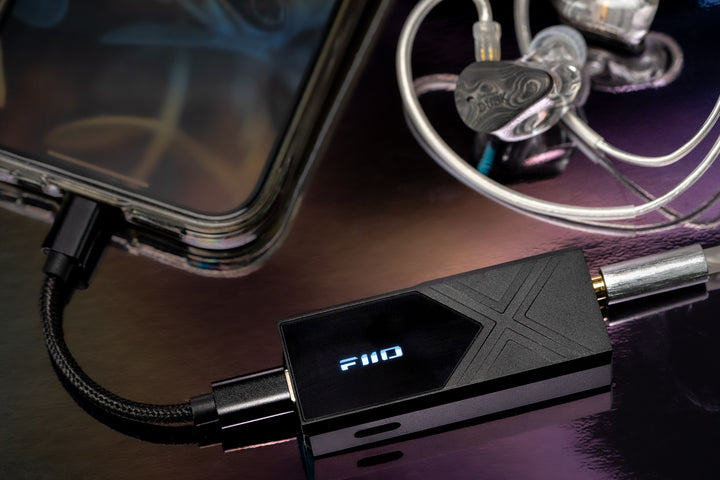 Portable DAC-Amplifier – The Hangout by Crinacle